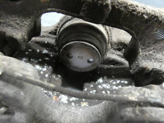 Ford Transit Connect Passenger Nearside Rear Brake Caliper 1.5TDCI 2019 ...