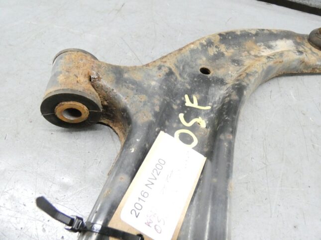Nissan NV200 Drivers Offside Front Bottom Control Arm 1.5DCI 2016 ...