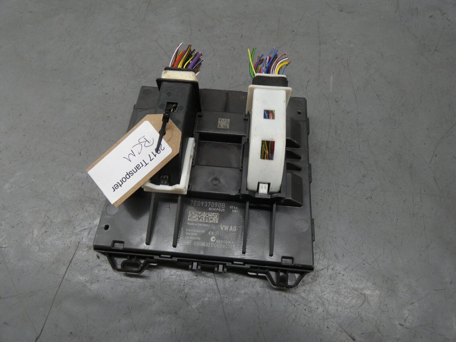 VW Volkswagen Transporter T6 BCM Board 2.0TDI 2017 - Chrispin's Used ...