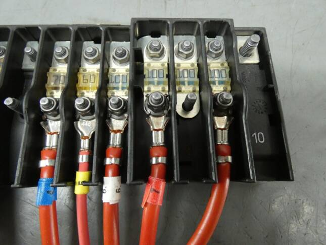 VW Volkswagen Transporter T6 Battery Fuse Fuses 2.0TDI 2017 - 7E6970187 ...