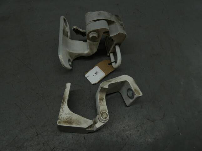 VW Volkswagen Transporter T6 Passenger Nearside Front Door Hinge Hinges ...