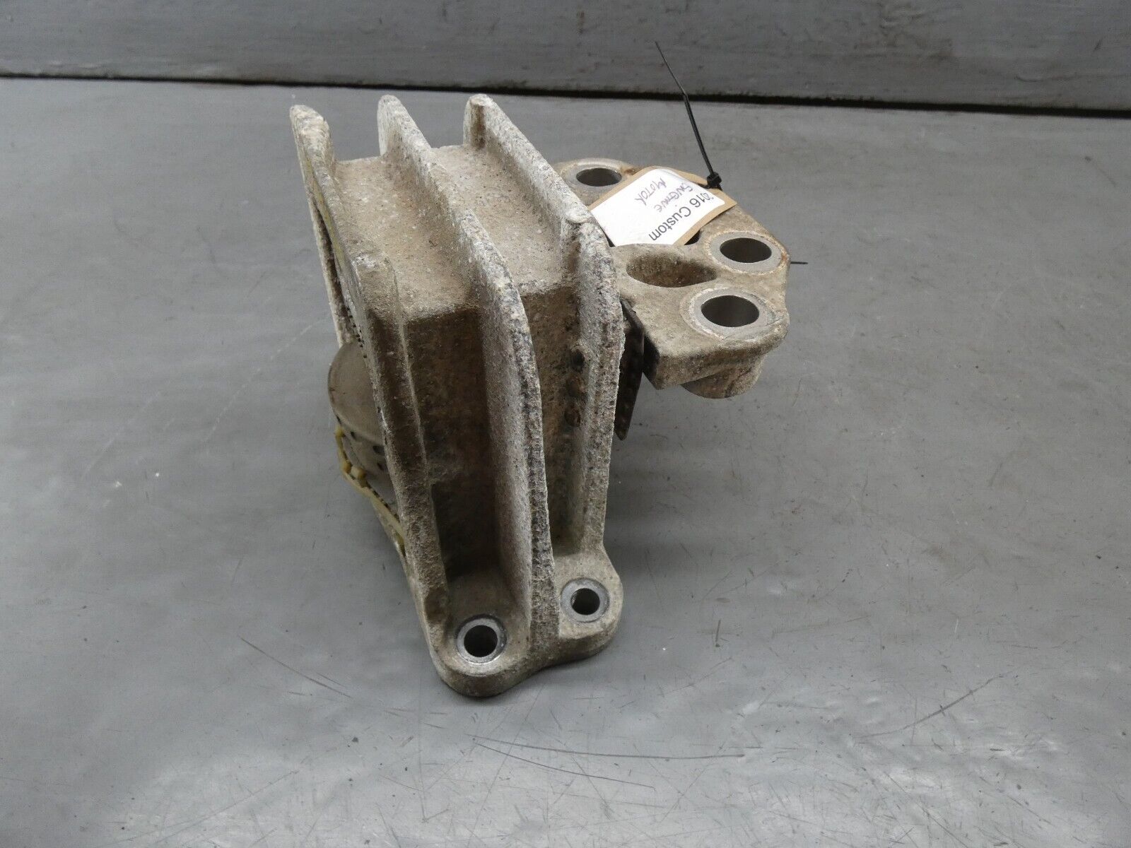 Ford Transit Custom Engine Mount 2.0TDCI 2016 - Chrispin's Used Car Spares