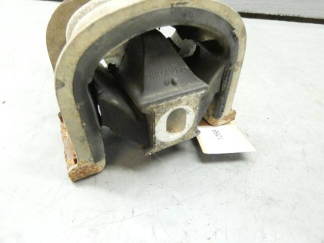 VW Volkswagen Transporter T6 Front Gearbox Mount 2.0TDI 2017 - Chrispin ...