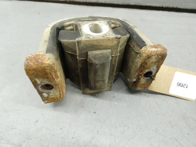 VW Volkswagen Transporter T6 Front Gearbox Mount 2.0TDI 2017 - Chrispin ...