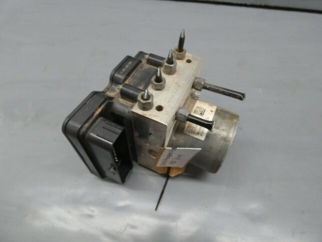 2019 Peugeot Partner 1.5HDI ABS Pump Unit - BOSCH - 9829939880 ...