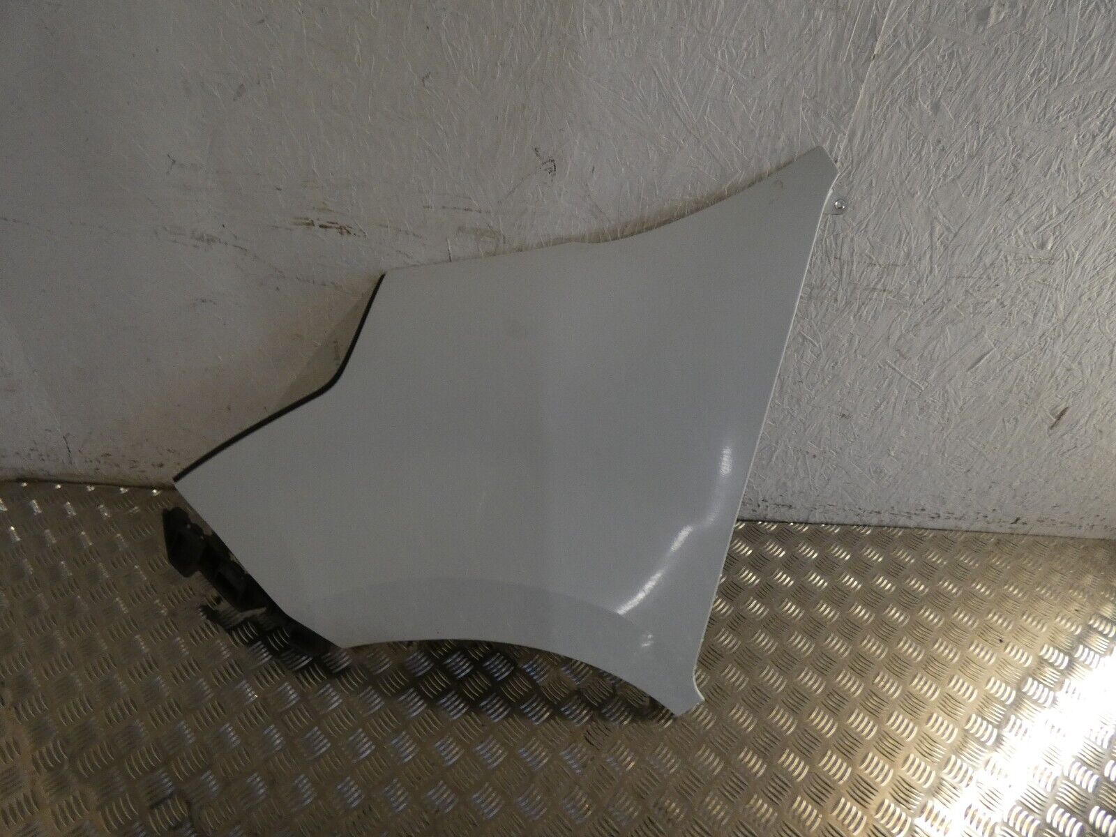 Renault Master Passenger Nearside Front Wing 2.3DCI 2017 (WHITE ...