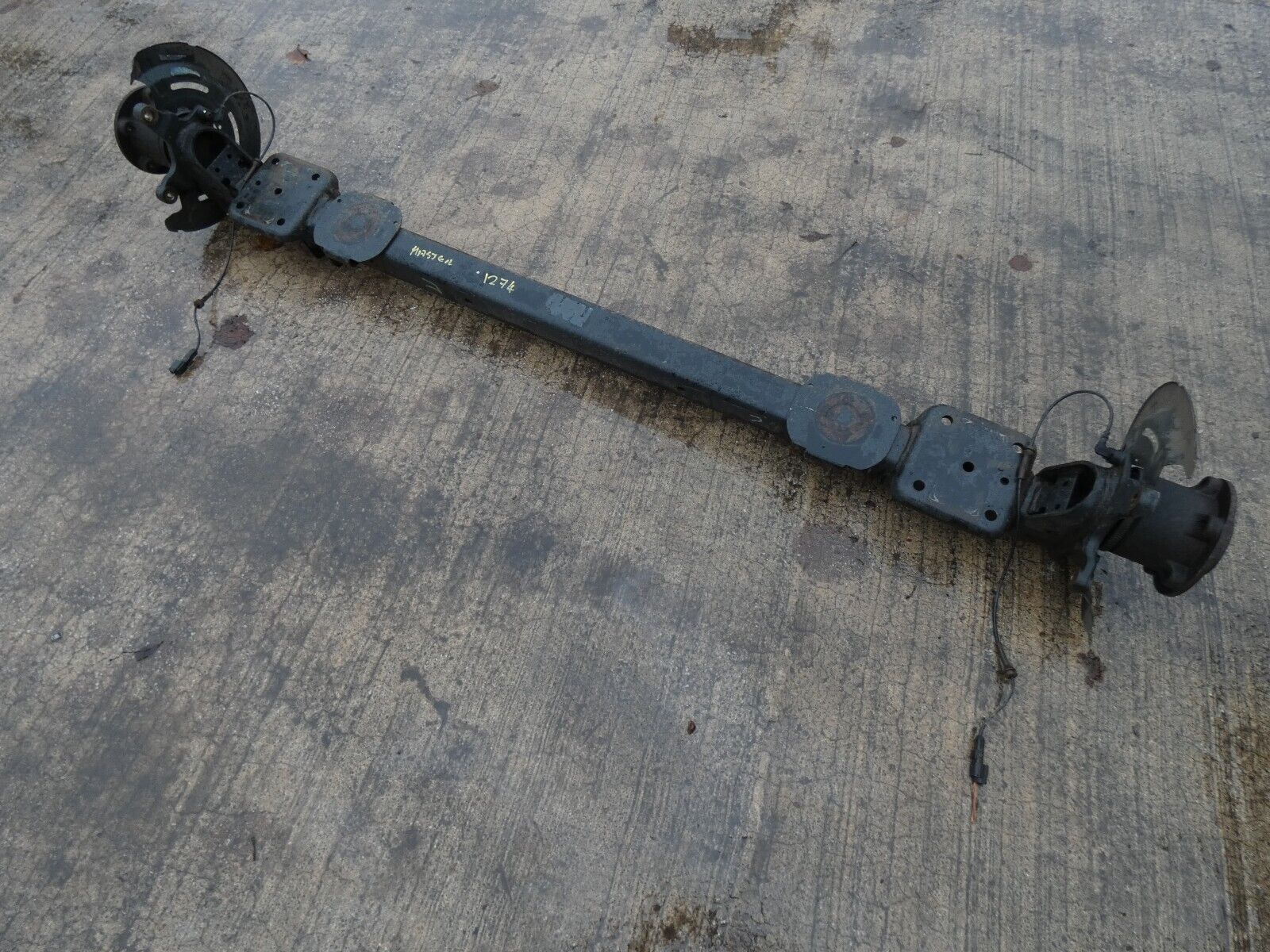 Renault Master Rear Axle 2.3DCI 2017 - Chrispin's Used Car Spares