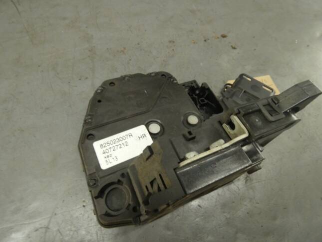 Vauxhall Vivaro Drivers Offside Side Sliding Door Lock Latch Motor 1 ...