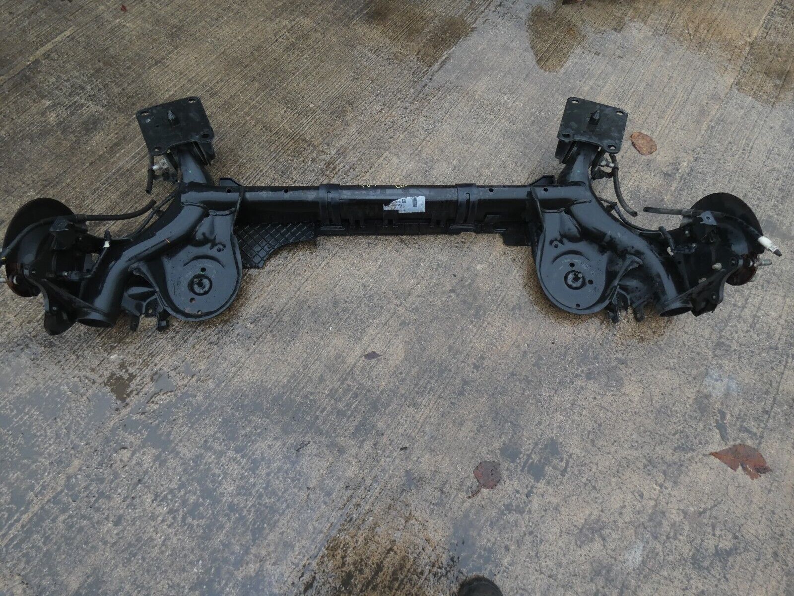 Ford Transit Connect Rear Axle 1.5TDCI 2022 - Chrispin's Used Car Spares