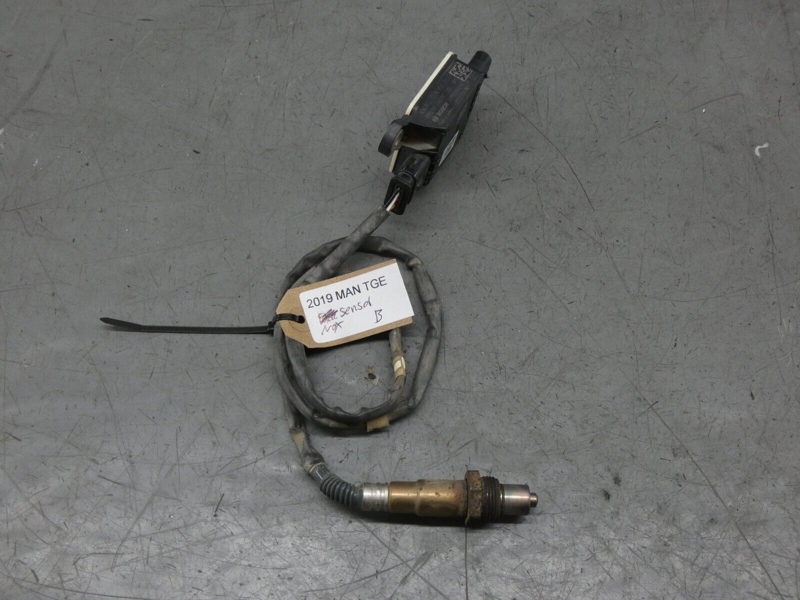 MAN TGE NOX Lambda Sensor 2.0TDI 2019 (B) - 03N 906 261D - Chrispin's ...