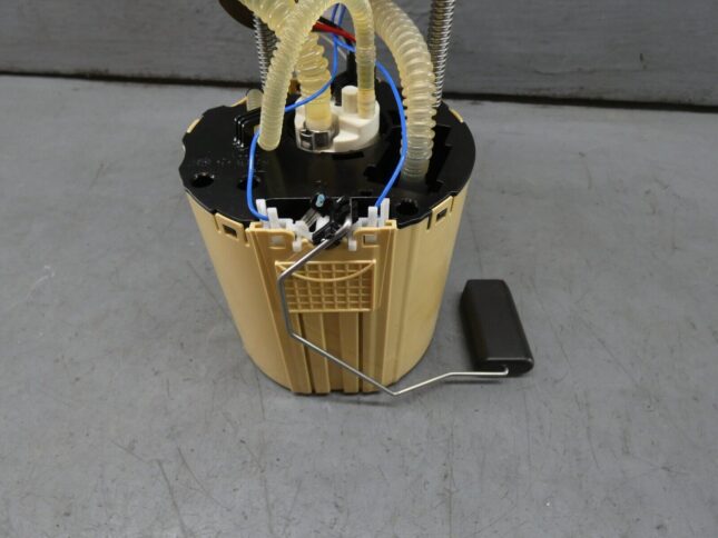 Vauxhall Astra Diesel Fuel Sender Sending Unit 5dr 1.6CDTI 2019 ...