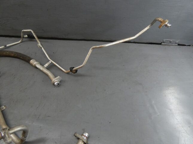 Renault Master Air Con Pipes Hoses 2.3DCI 2017 - Chrispin's Used Car Spares