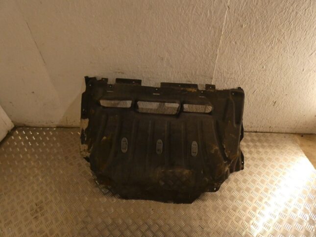 Ford Transit Custom Under Tray 2.0DCIV 2019 - Chrispin's Used Car Spares