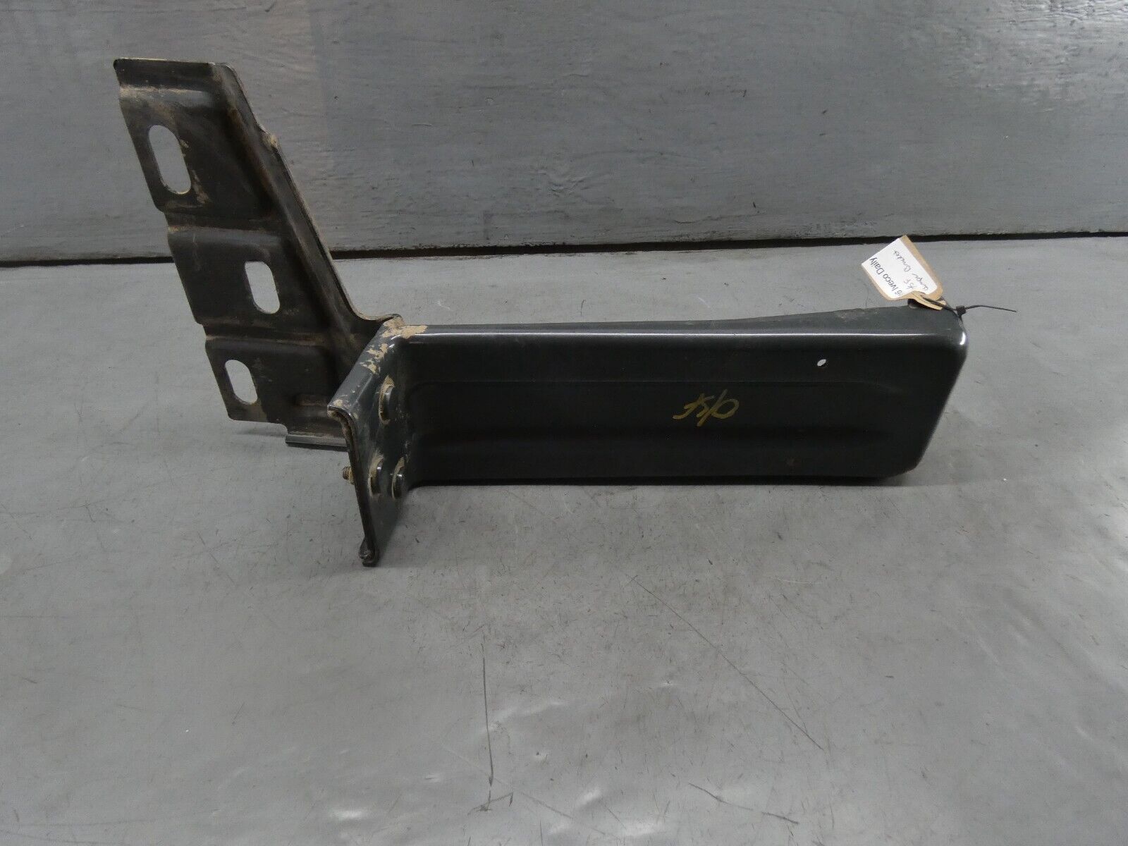 Iveco Daily Drivers Offside Front Bumper Bracket 2.3 2016 - Chrispin's ...