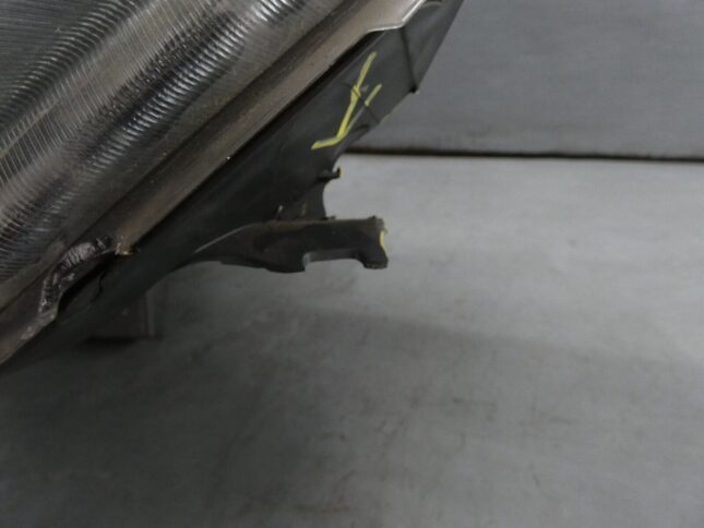 Iveco Daily Drivers Offside Front Headlight Headlamp 2.3 2016 ...