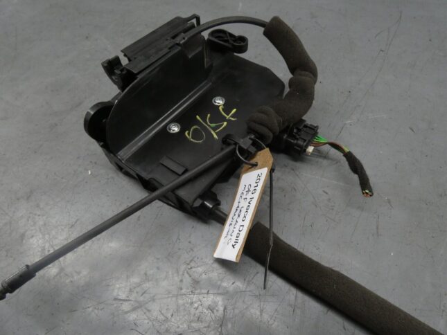 Iveco Daily Drivers Offside Front Door Lock Latch Motor 2.3 2016 ...