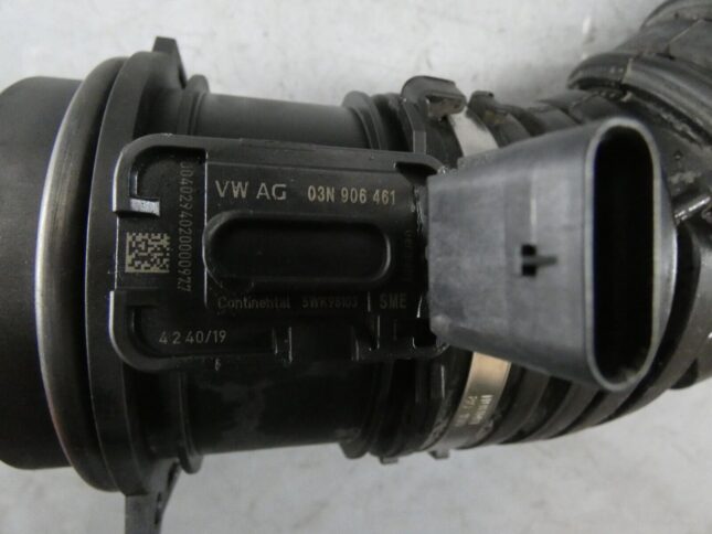 MAN TGE Air Flow Meter & Pipe Hose 2.0TDI 2019 - 03N906461 - Chrispin's ...