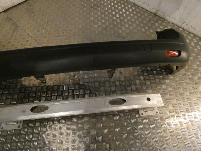 Vauxhall Vivaro Rear Bumper & Reinforcer Bar 1.5HDI 2021 - Chrispin's ...