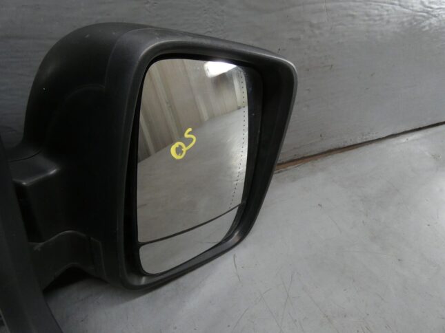Vauxhall Vivaro Drivers Offside Electric Wing Mirror 1.6CDTI Bi-Turbo ...