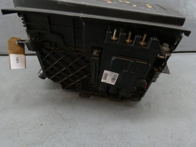 Vauxhall Vivaro Battery Box 1.6CDTI Bi-Turbo 2018 - Chrispin's Used Car ...