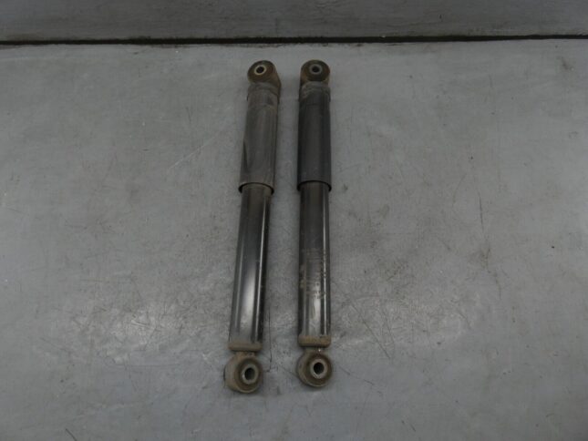 Vauxhall Vivaro Rear Shock Absorber Shocks 1.6CDTI Bi-Turbo 2018 ...