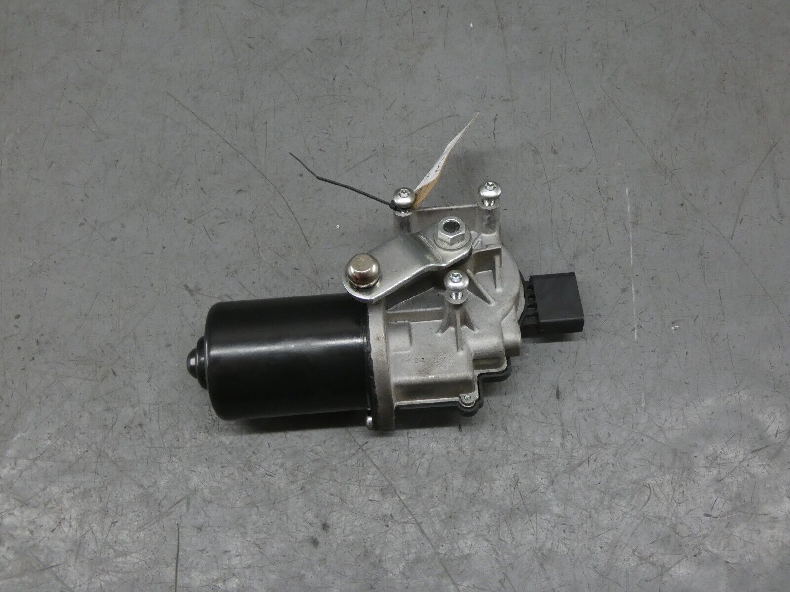 MAN TGE Front Wiper Motor 2.0TDI 2019 - 7C2955113 (MOTOR ONLY ...