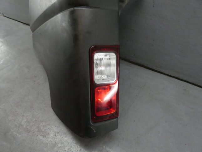 Vauxhall Vivaro Drivers Offside Rear Bumper Corner Trim 1.6CDTI Bi ...