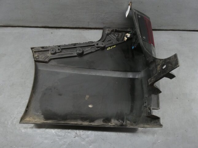 Vauxhall Vivaro Drivers Offside Rear Bumper Corner Trim 1.6CDTI Bi ...