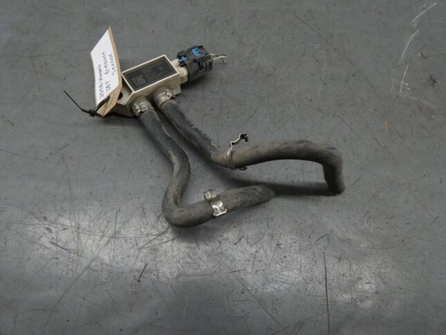 Vauxhall Vivaro DPF Pressure Sensor 1.6CDTI Bi-Turbo 2018 - 227701177R ...