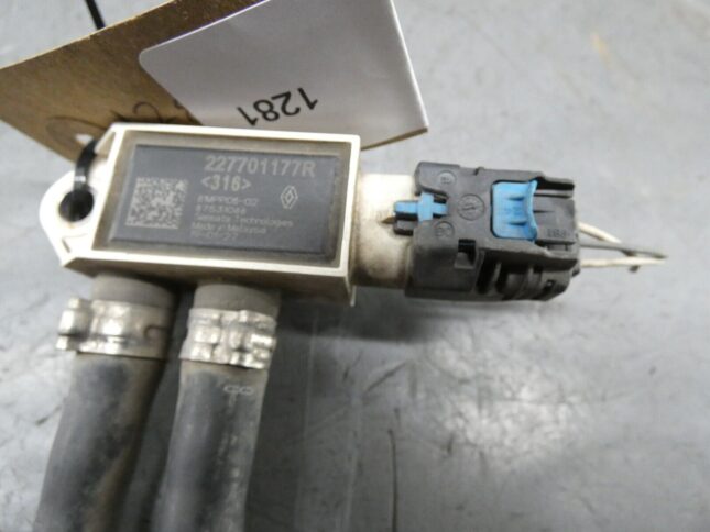 Vauxhall Vivaro DPF Pressure Sensor 1.6CDTI Bi-Turbo 2018 - 227701177R ...