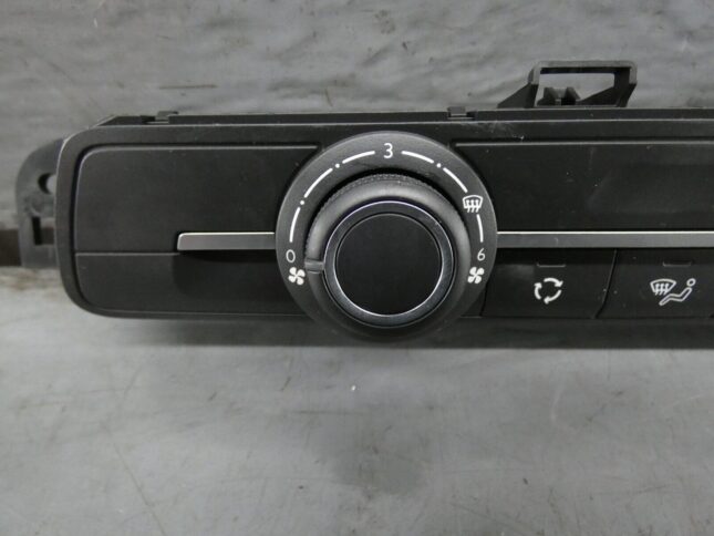 Vauxhall Vivaro Climate Heater Controls Control Unit 1.5HDI 2021 ...