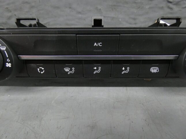 Vauxhall Vivaro Climate Heater Controls Control Unit 1.5HDI 2021 ...