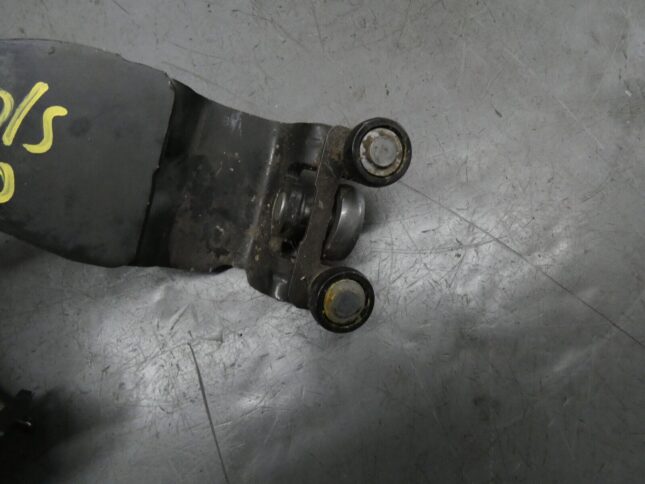 Vauxhall Vivaro Drivers Offside Side Sliding Door Runners 2021 ...