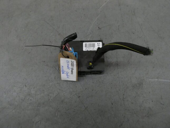 Vauxhall Vivaro Climate Control Module 2.0HDI 2020 - 9836666580 ...