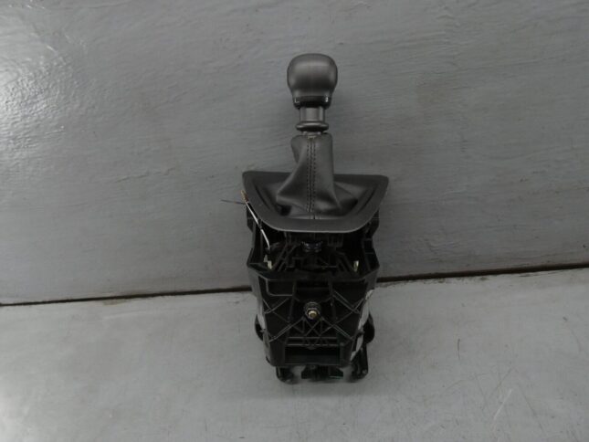Vauxhall Vivaro Manual Gearstick Gear Stick Lever 2.0HDI 2020 - 9809543980 - Chrispin's Used Car ...