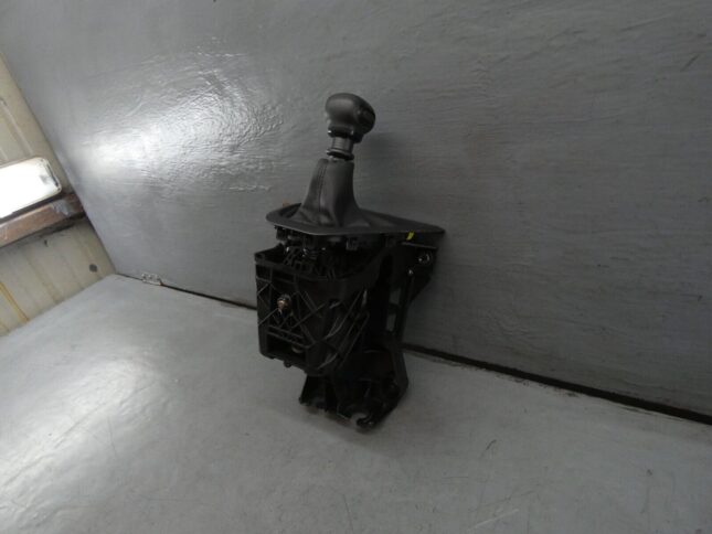 Vauxhall Vivaro Manual Gearstick Gear Stick Lever 2.0HDI 2020 ...