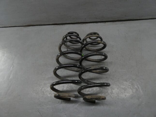 Vauxhall Vivaro Rear Coil Spring Springs 2.0HDI 2020 (PAIR) - Chrispin ...