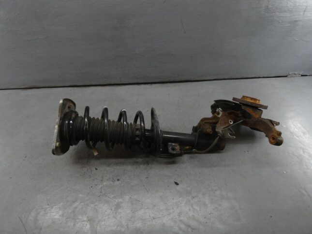 Vauxhall Vivaro Drivers Offside Front Shock & Hub Suspension 2.0HDI ...