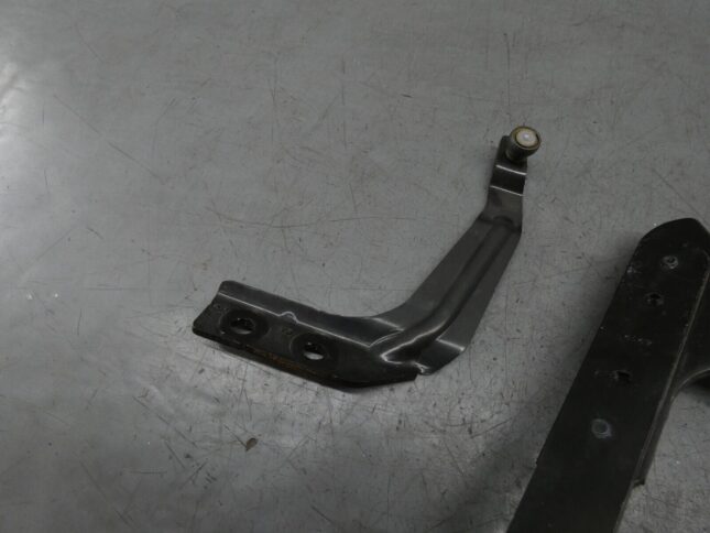 Peugeot Expert Drivers Offside Side Sliding Door Runners 2020 ...