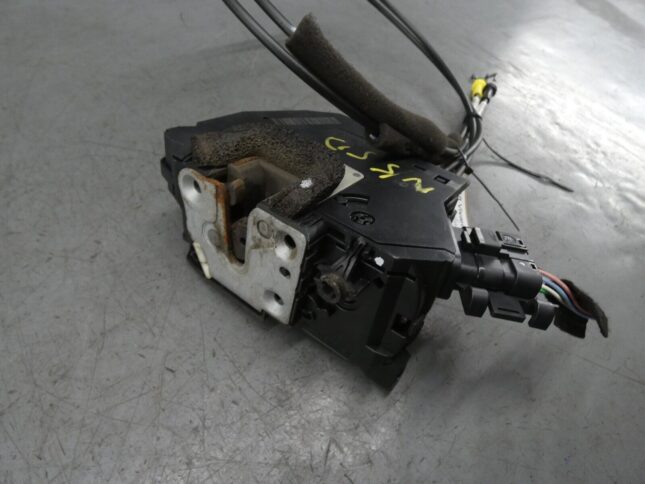 Vauxhall Vivaro Passenger Nearside Side Sliding Door Lock Latch Motor ...
