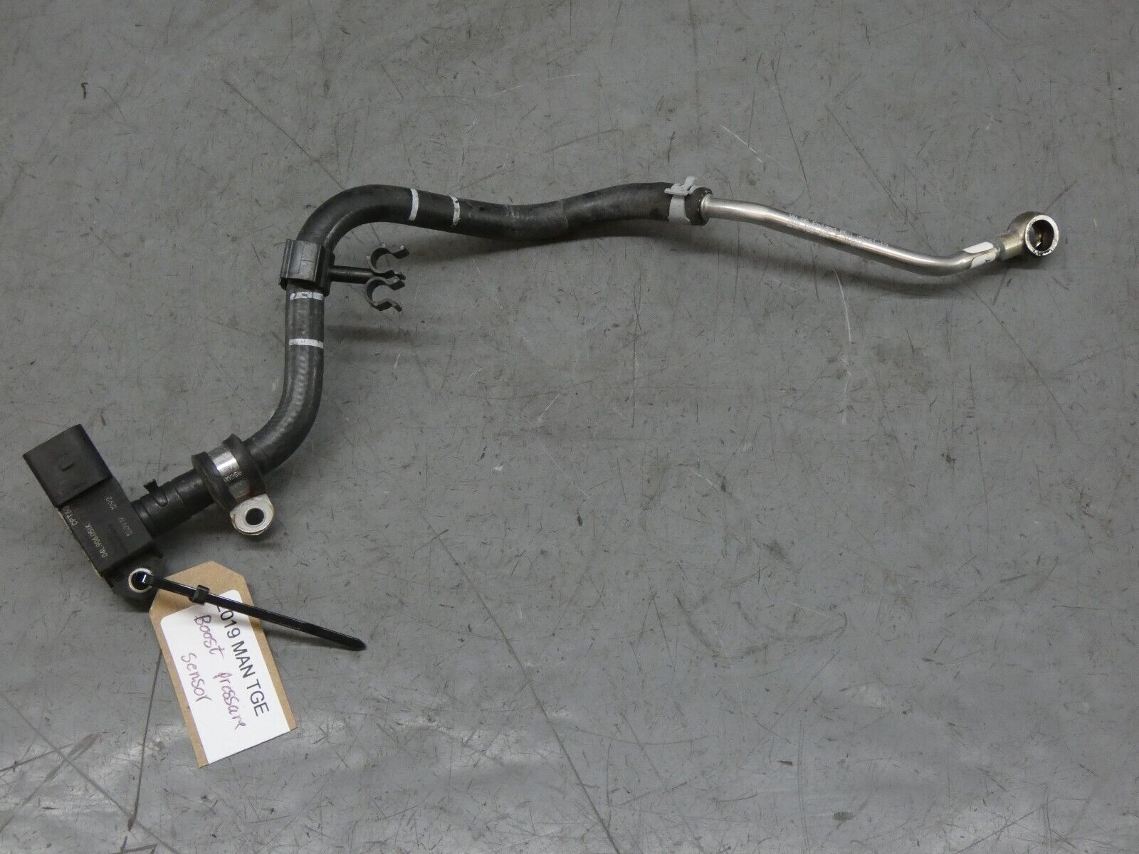 MAN TGE Turbo Boost Pressure Sensor 2.0TDI 2019 - 04L906051K - Chrispin ...
