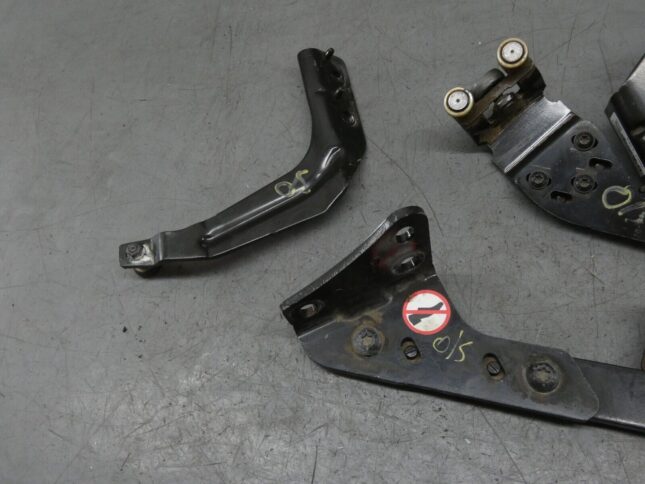 Peugeot Expert Drivers Offside Side Sliding Door Runners 2018 ...