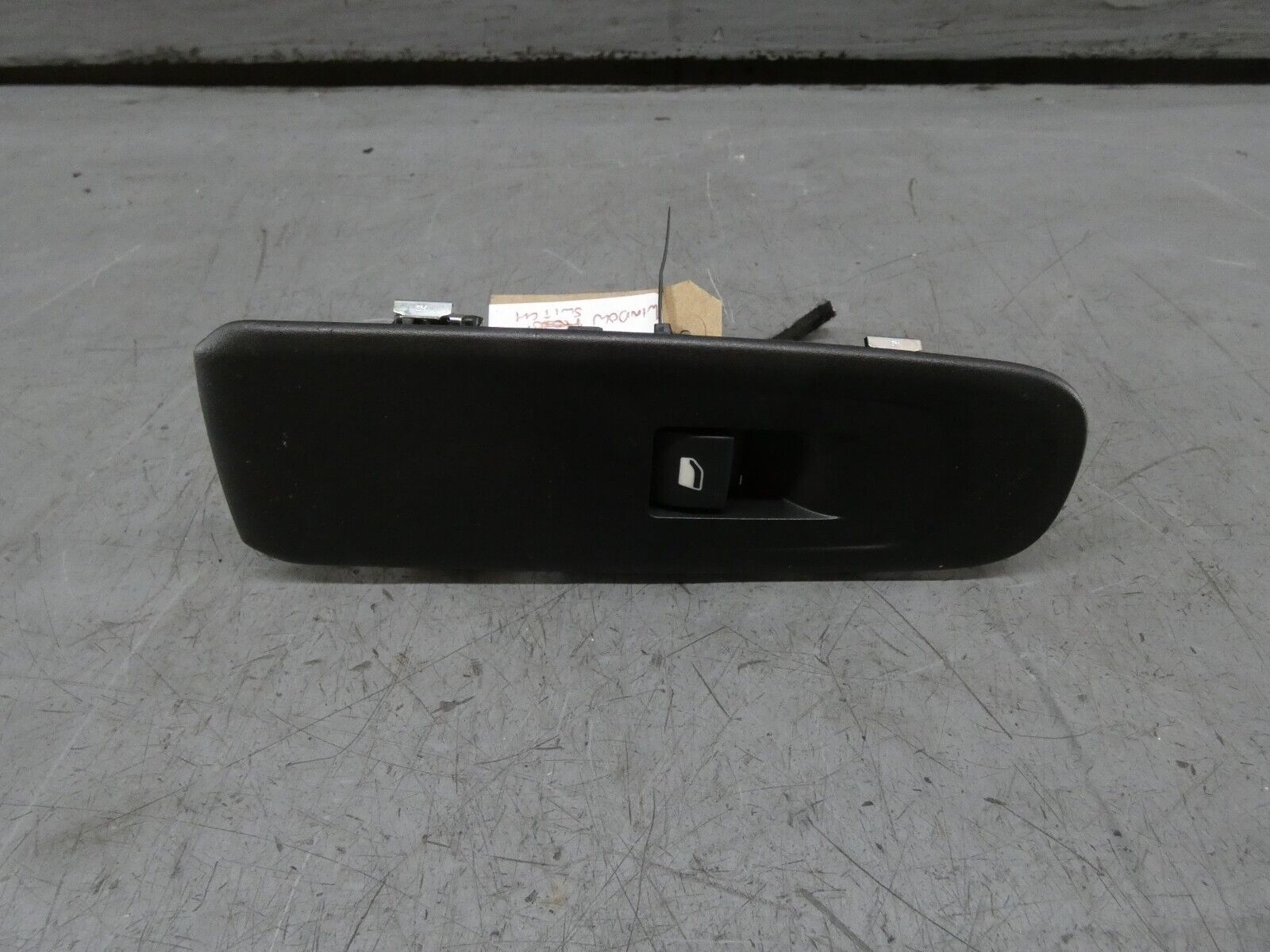 Vauxhall Combo Passenger Nearside Front Window Switch 1.6CDTI 2019 ...