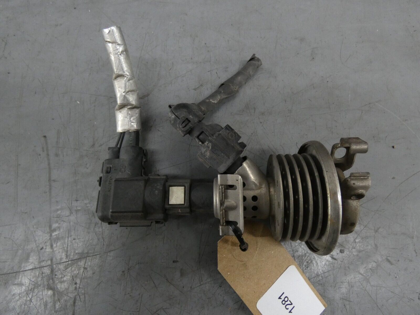 Vauxhall Vivaro Adblue Injector 1.6CDTI Bi-Turbo 2018 - 208993839R ...