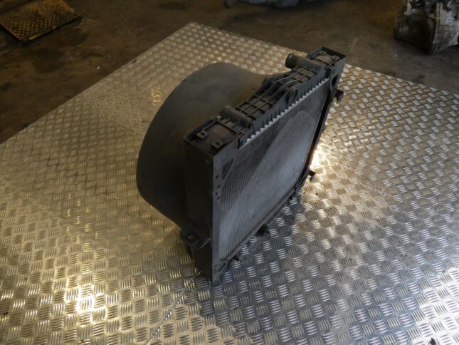 DAF LF45 140 Radiator & Fan Shroud 2013 - Chrispin's Used Car Spares