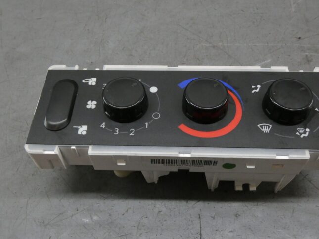 DAF LF45 140 Heater Controls Control Unit NON AIR CON 2013 - R4441004 ...