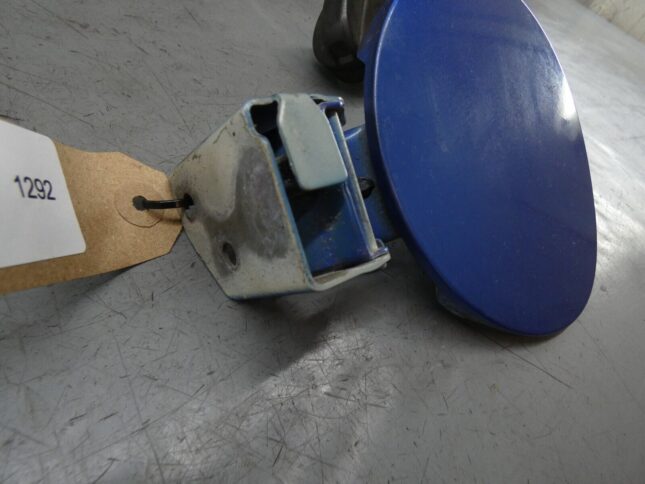 Suzuki Swift Petrol Fuel Flap Cap Cover 3dr 1.2 2015 (BLUE) - Chrispin ...
