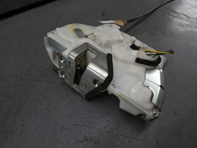 Suzuki Swift Drivers Offside Front Door Lock Latch Motor 3dr 1.2 Petrol ...