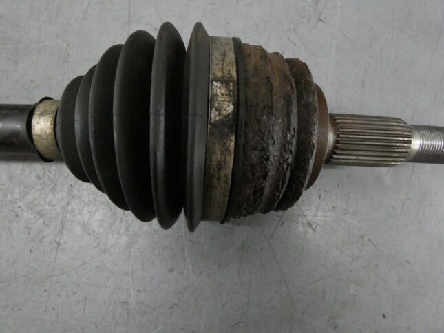 Vauxhall Combo Passenger Nearside Front Driveshaft 1.6CDTI 2019 ...