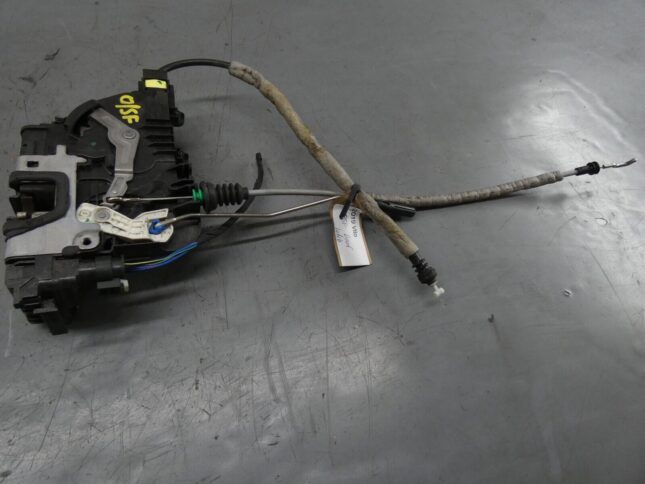Mercedes Benz Vito Drivers Offside Front Door Lock Latch 2.1 2019 ...
